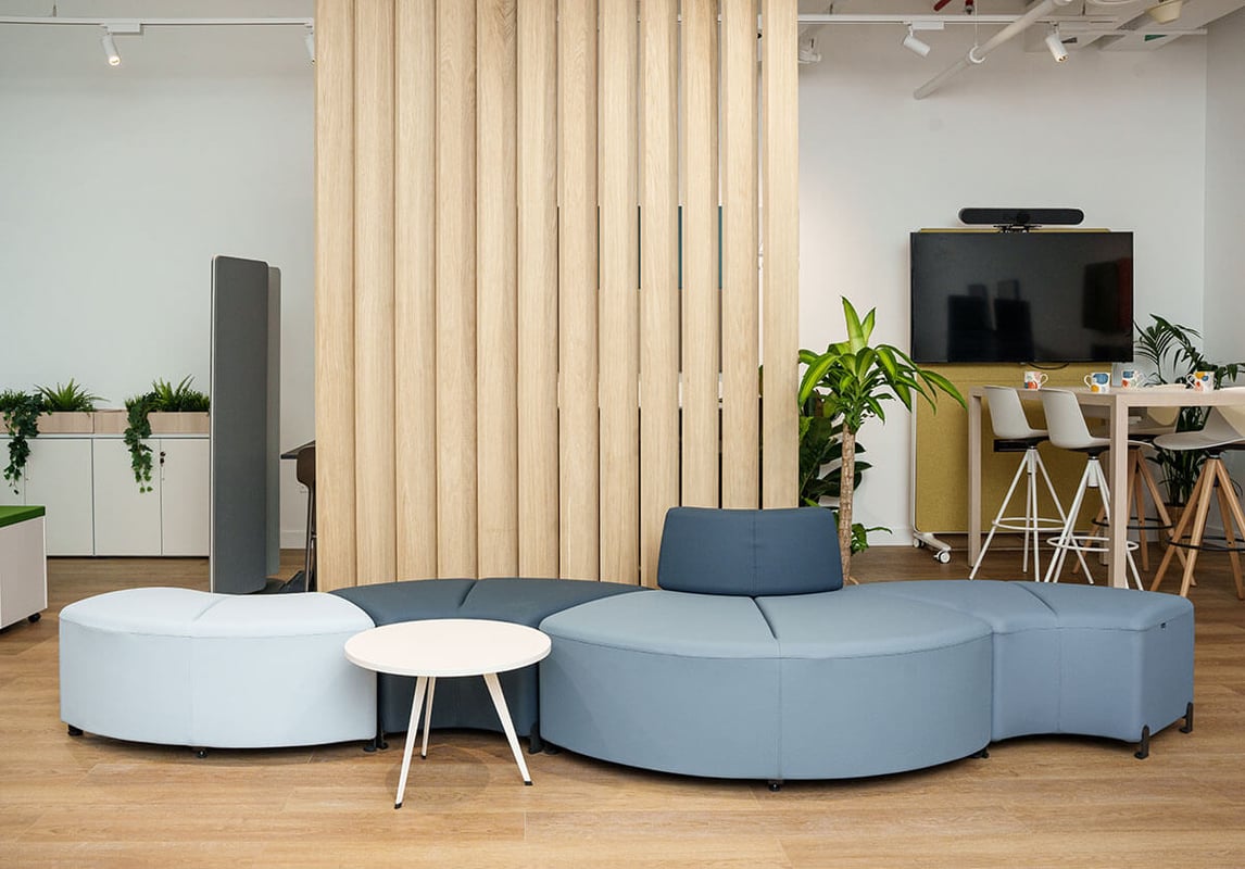 ACTIU furniture showroom in Dubai | ACTIU